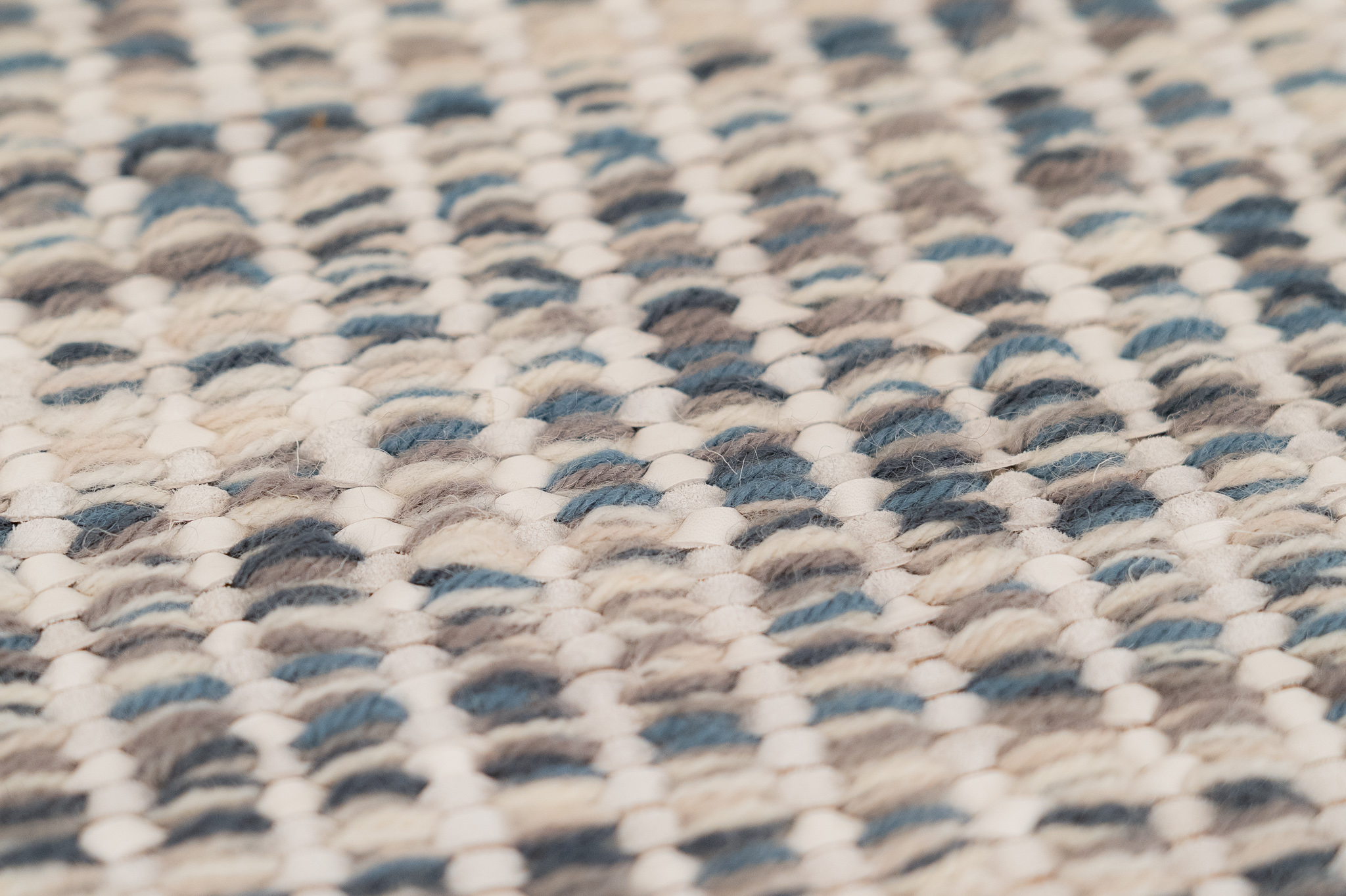 Lance Woven Leather | Columns King Fisher